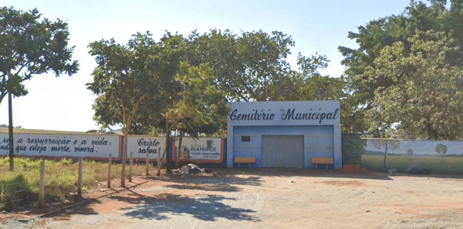Cemitério de Vila Propício - cemitérios.net.br